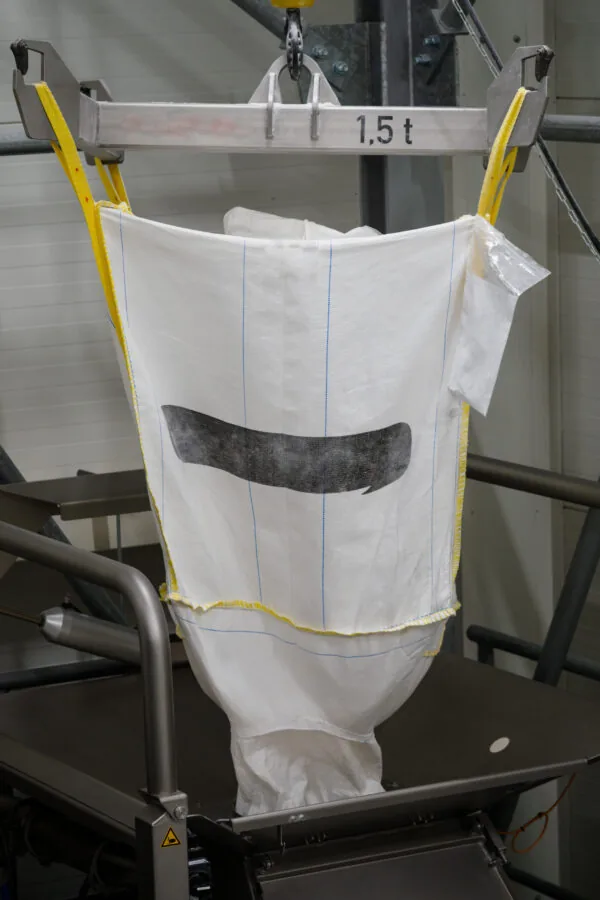 Bulk Bag Unloading Guide | FIBC Handling Equipment Tips